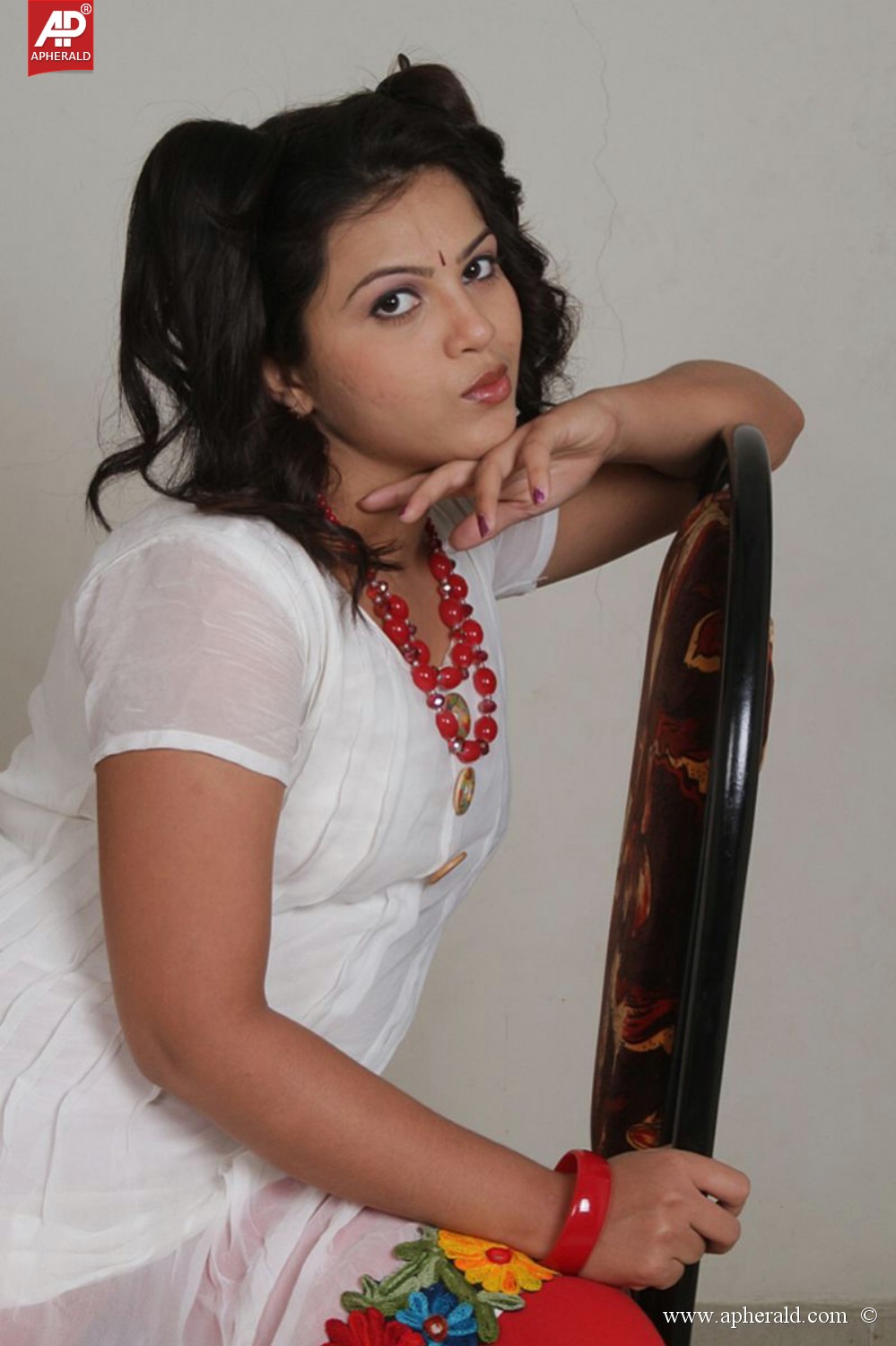 Actress Swetha Rao Photoshoot