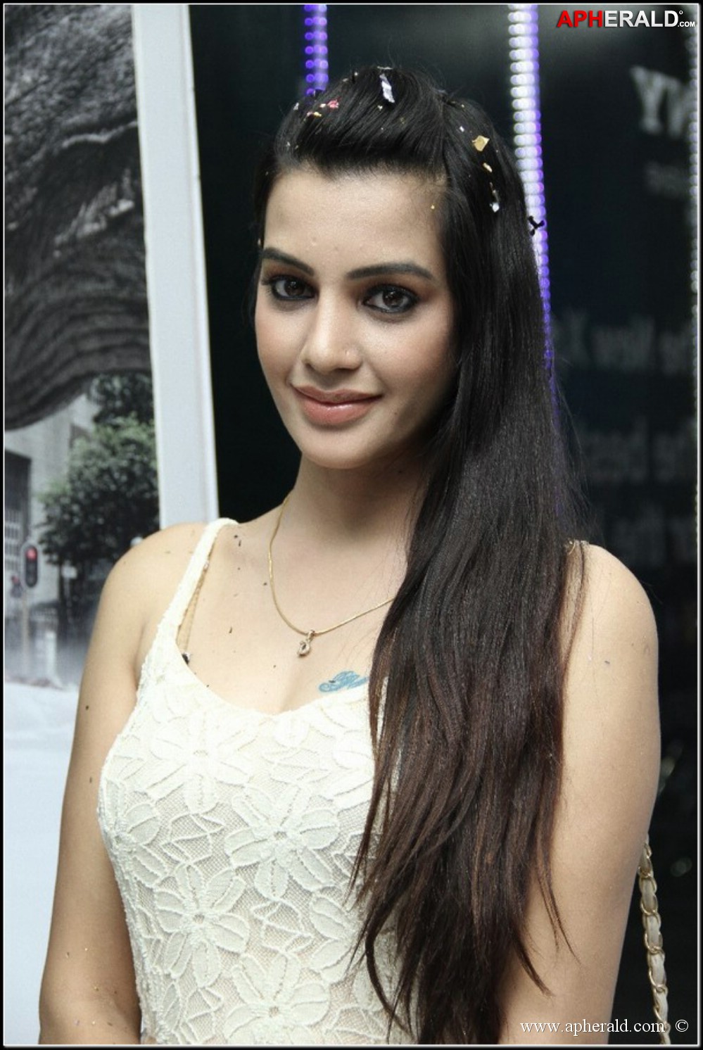 Deeksha panth Hot Stills