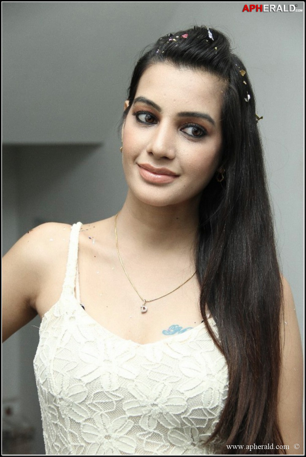 Deeksha panth Hot Stills
