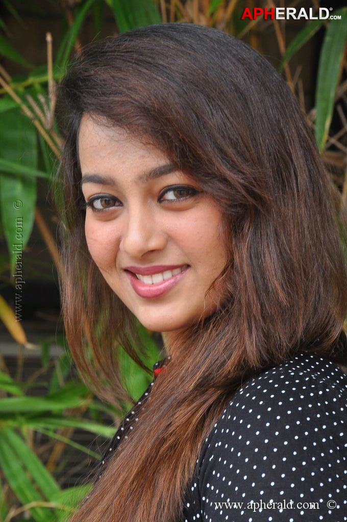 Ester Noronha Latest Photos