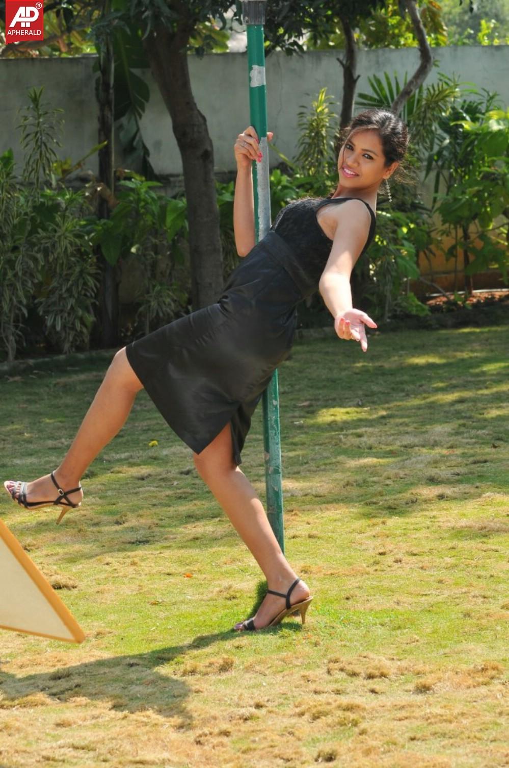 Gowthami Chowdary Latest Photos