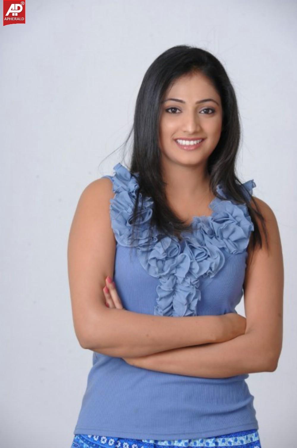 Hari Priya Latest Photo Shoot