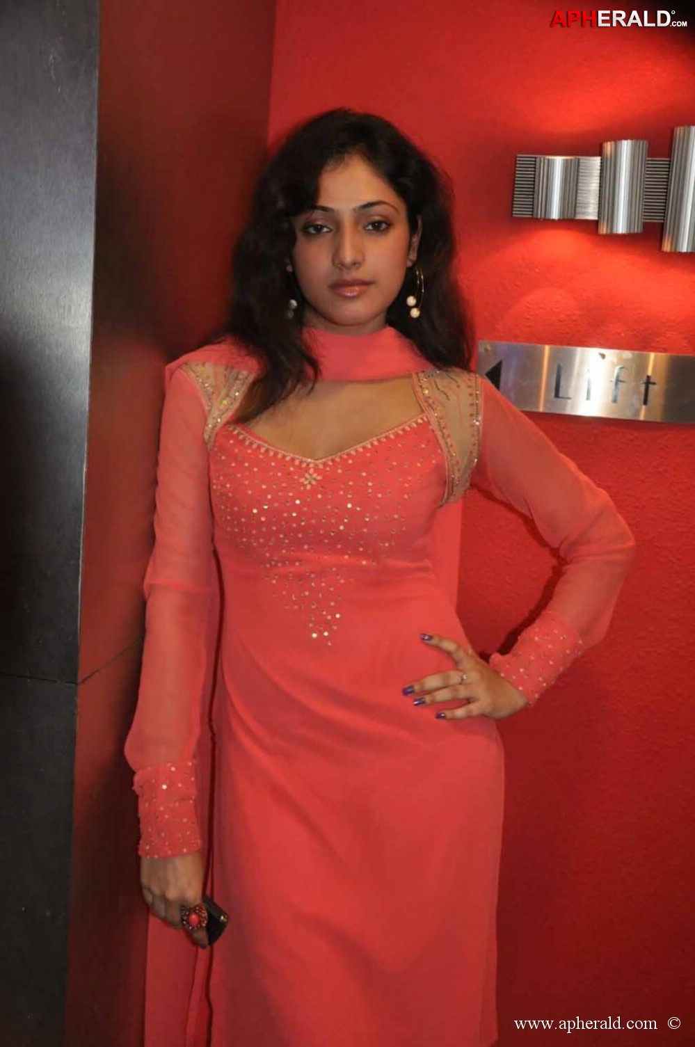 Hari Priya New Stills