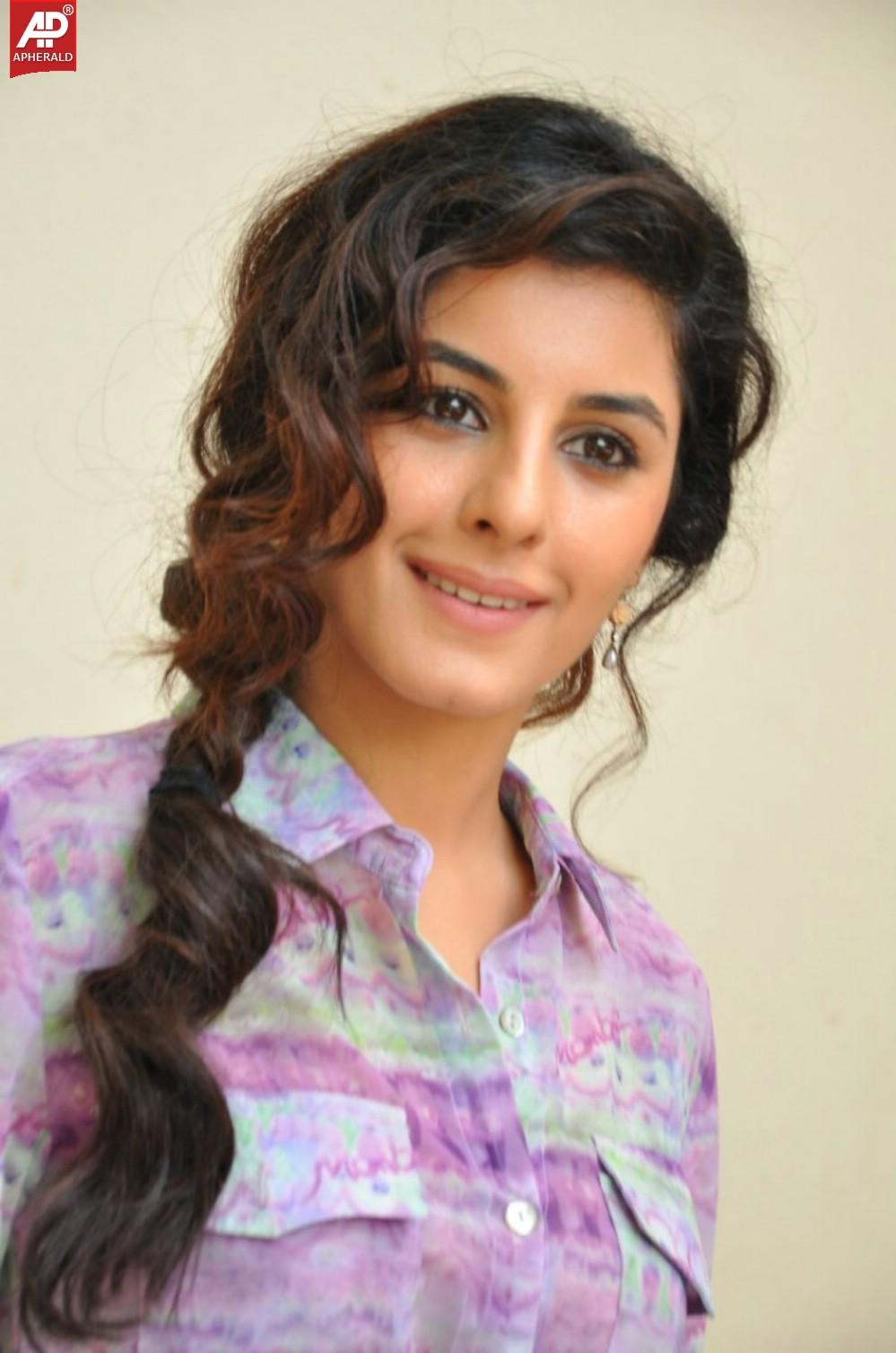 Isha Talwar Latest Stills