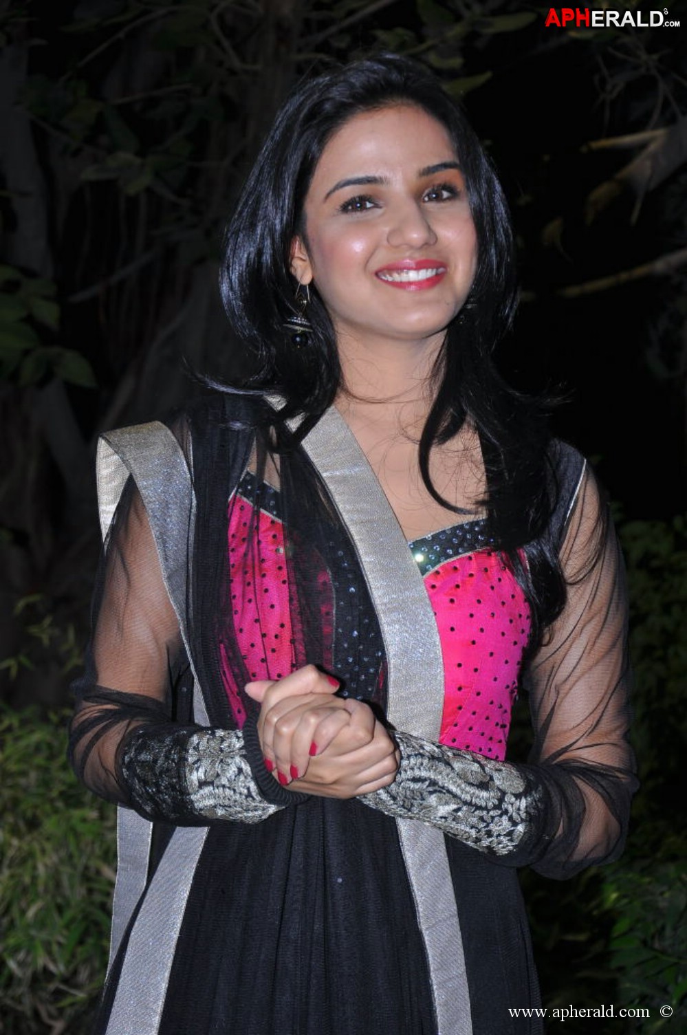 Jasmine New Stills