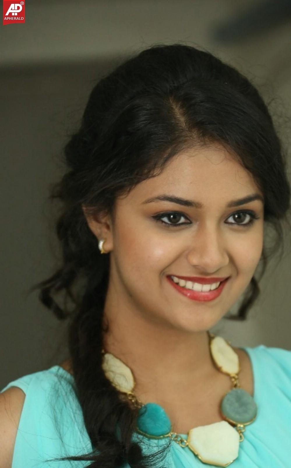 Keerthi New Pics