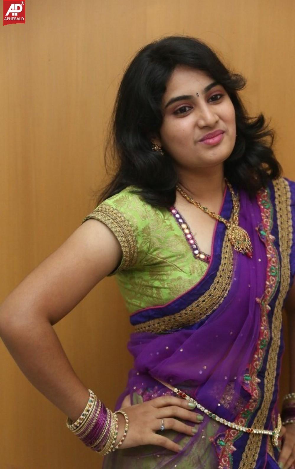 Krishnaveni Latest Beautiful Photos