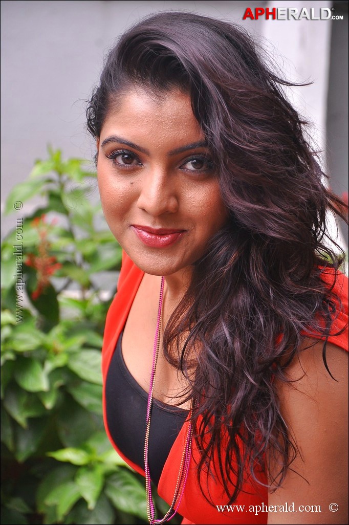 Madhuri Itagi Stills
