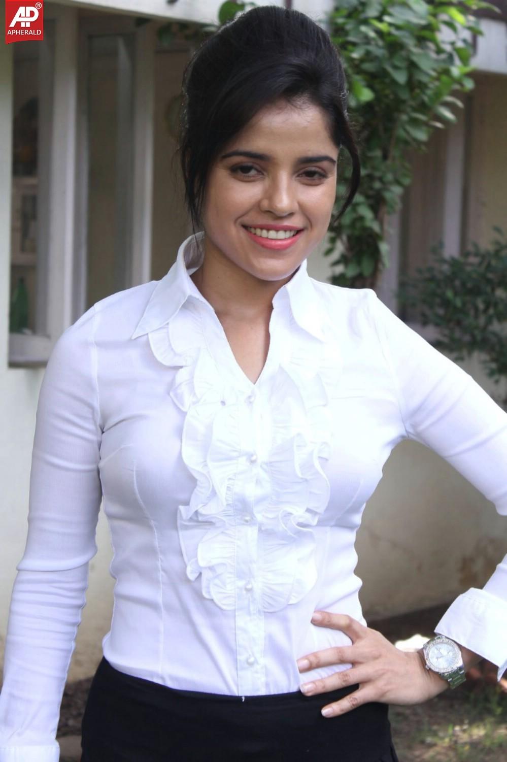 Pia Bajpai Beautiful Stills