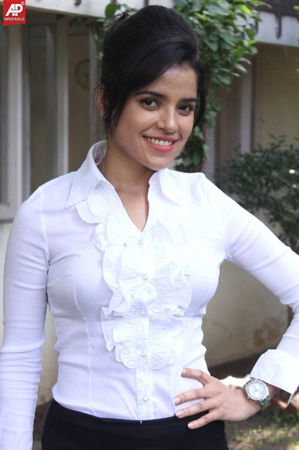 Pia Bajpai Beautiful Stills