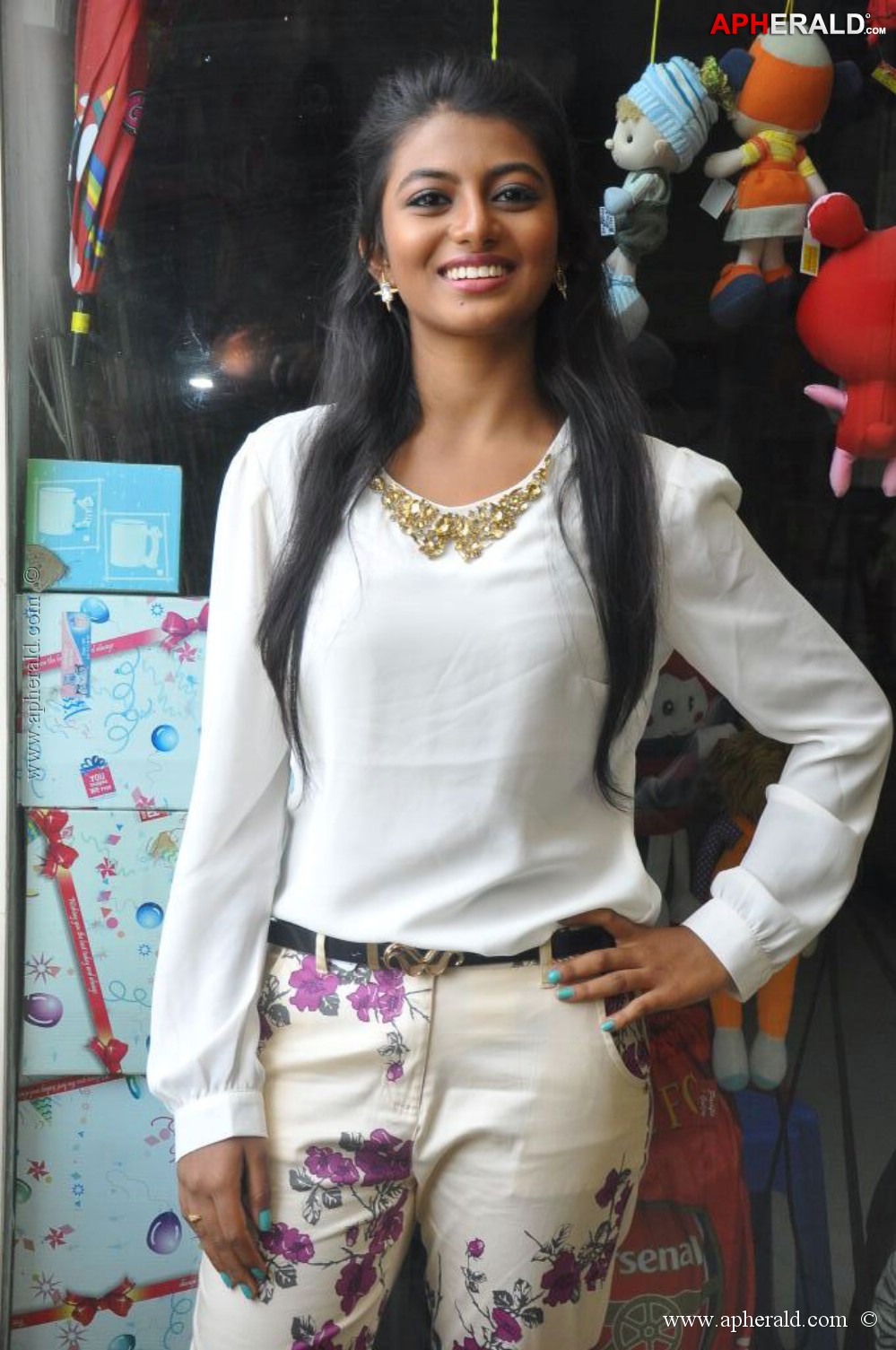 Rakshitha New Photos