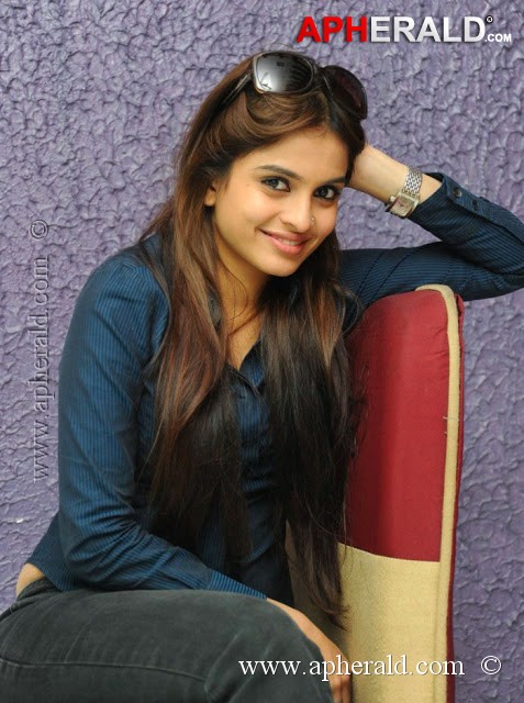 Sheena Shahabadi Stills