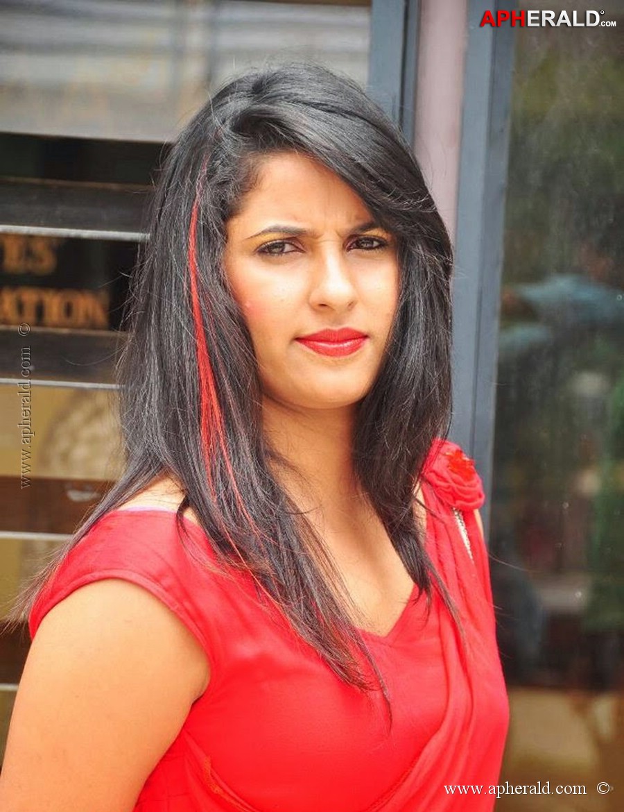 Shravya Reddy Latest Stills