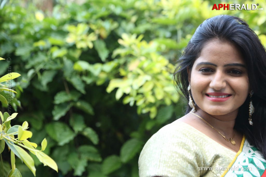 Tanusha Spicy Stills