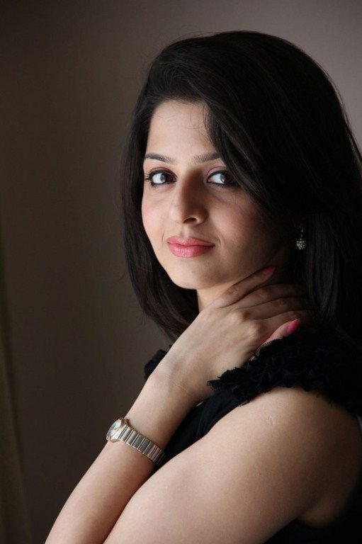 Vedhika Photos