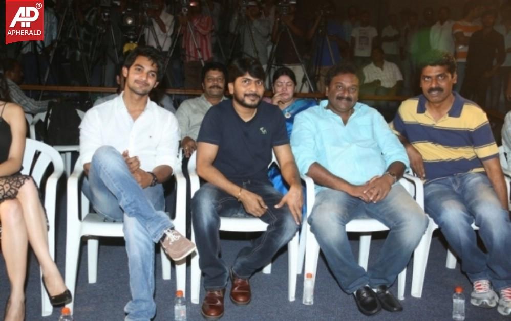 Gaali Patam Movie First Look Photos