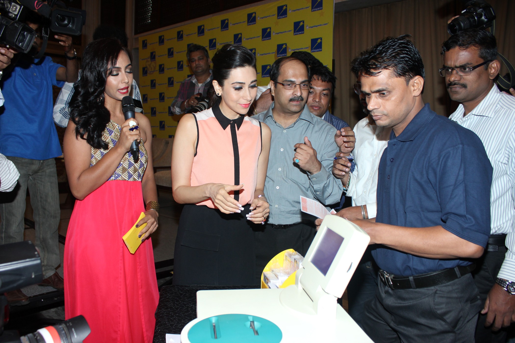 Karisma Kapoor at Lucky Playwin Sikkim Jackpot Pics