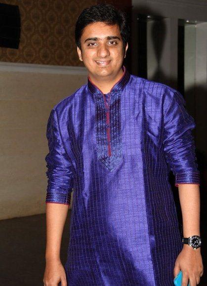 Singer Deepu And Swathi Wedding Photos