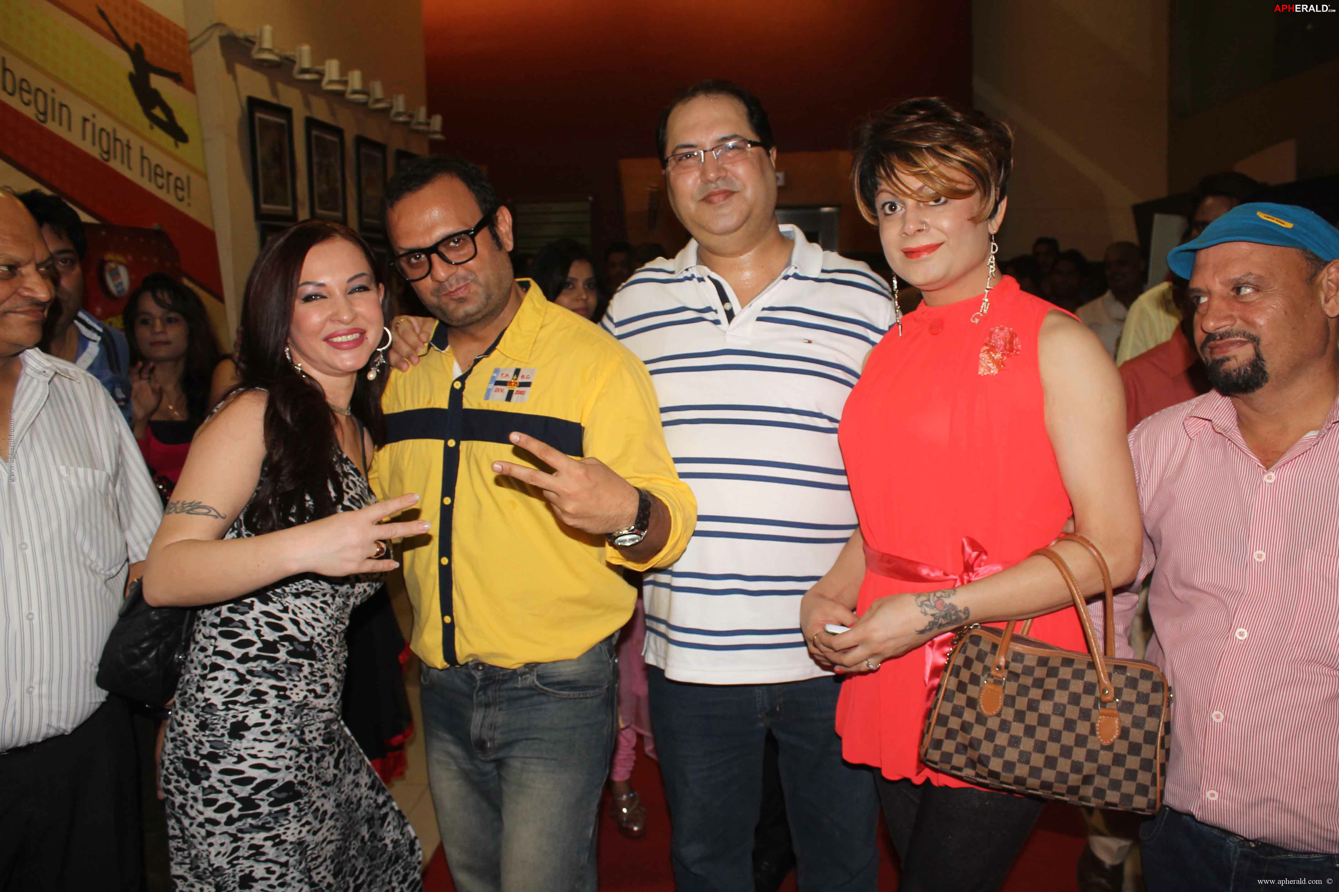 Veena Malik at Supermodel Movie Premiere