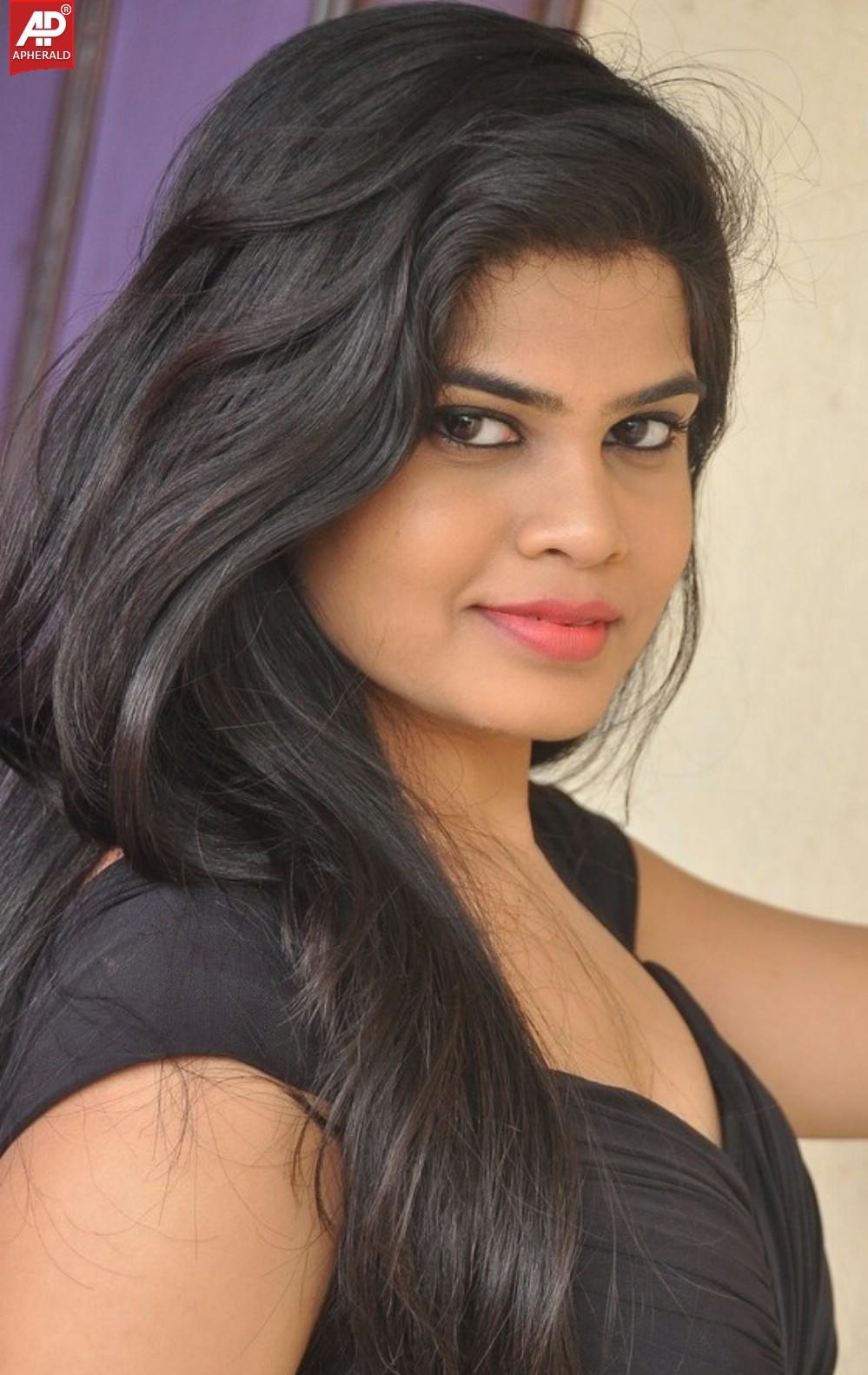 Alekhya New Hot Stills