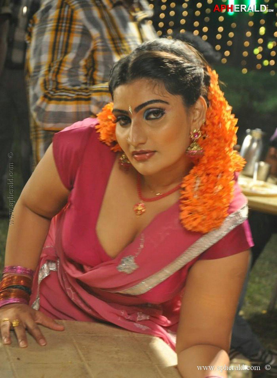 Babilona Hot Stills