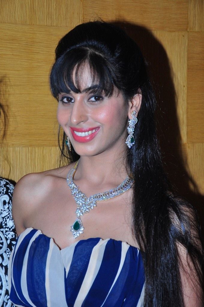 Khushi Rajput Latest Spicy Stills