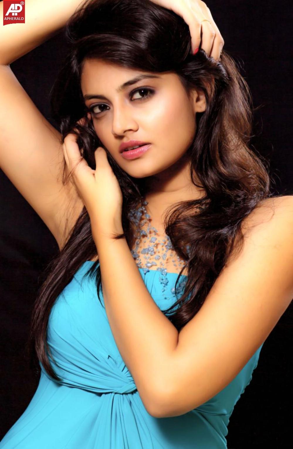 Nikitha Narayan Spicy Photos