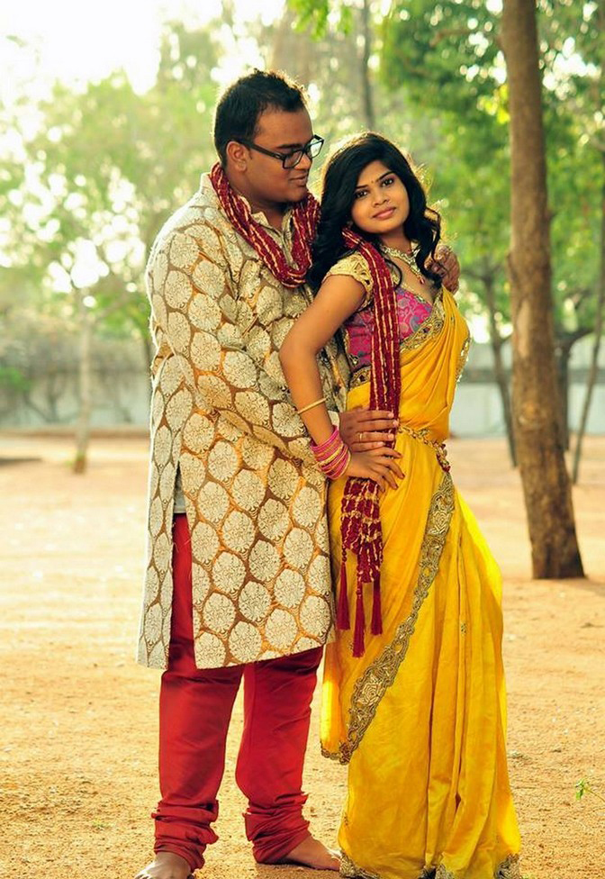 Aa Aiduguru Athade CM Movie Stills