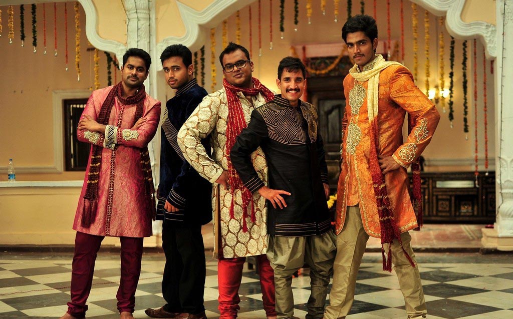 Aa Aiduguru Athade CM Movie Stills