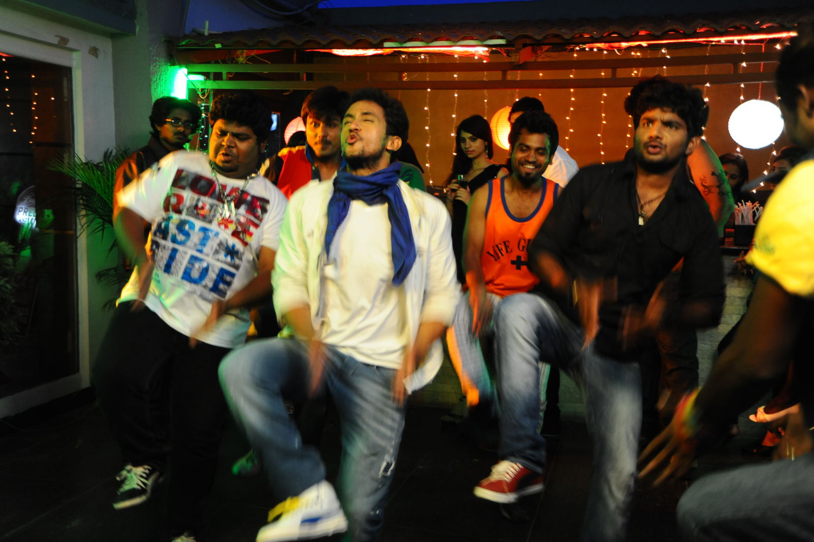 Adi Lekka Movie Photos