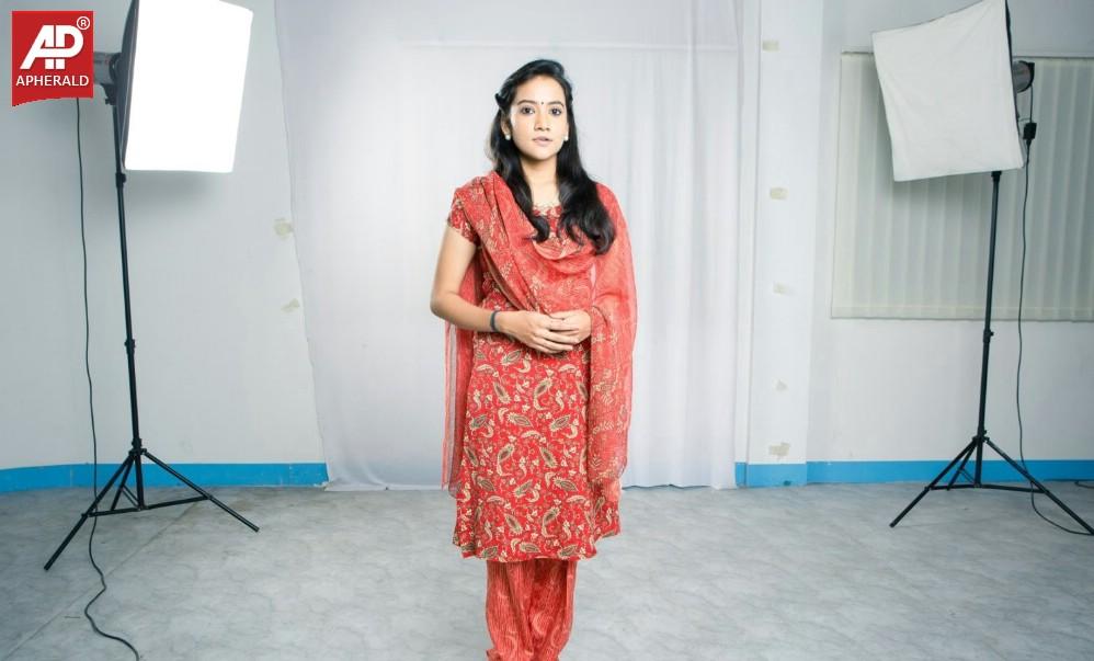 Amala Uyirmei Zee Tamil Serial Stills
