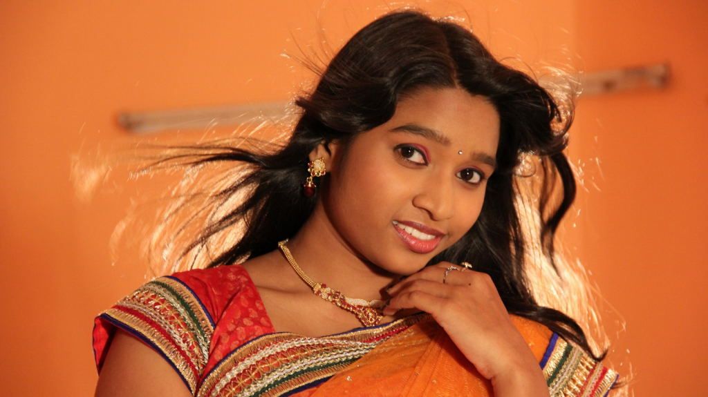 Andamaina Maaya Movie Stills