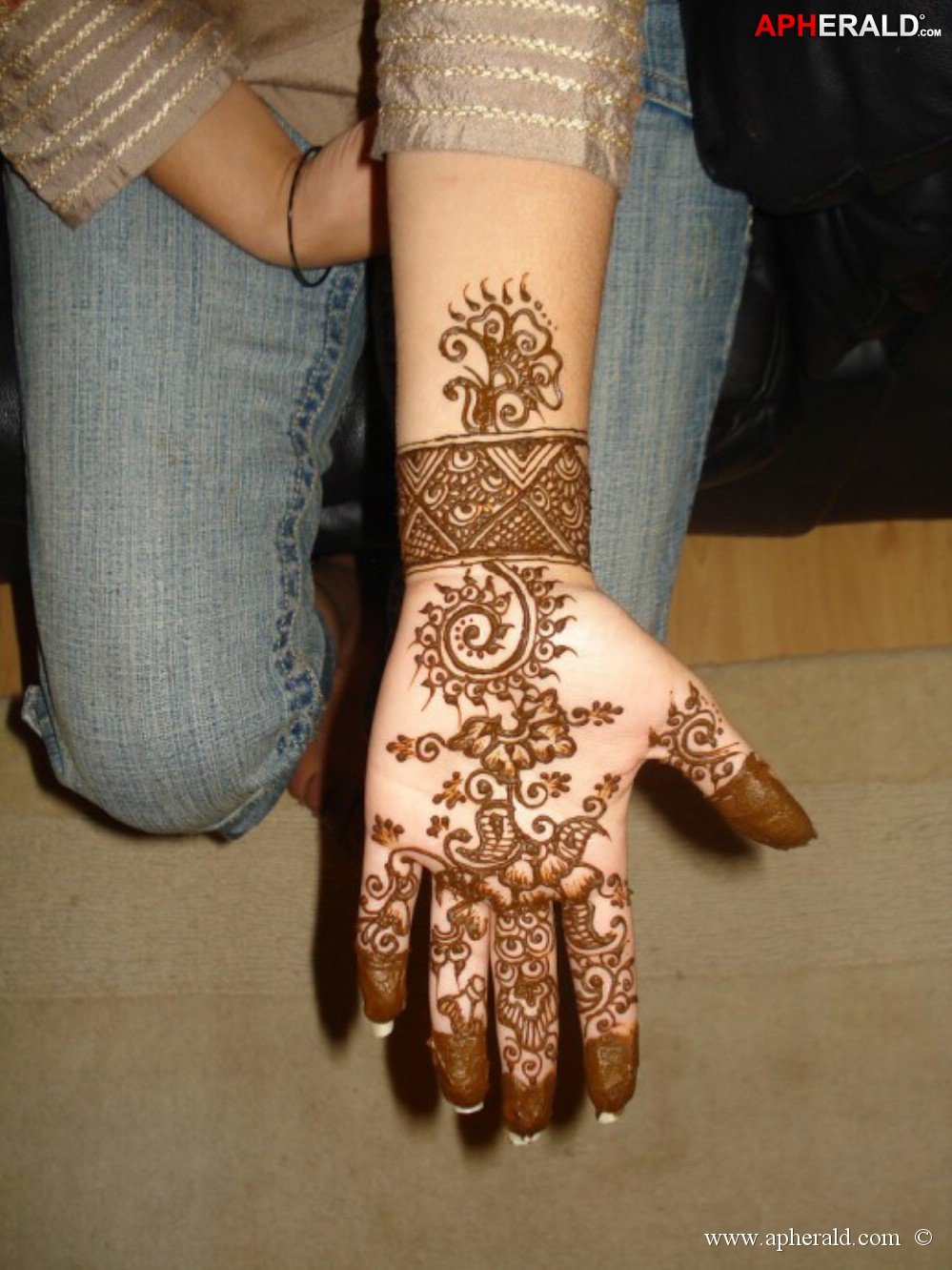 best mehndi designs in india