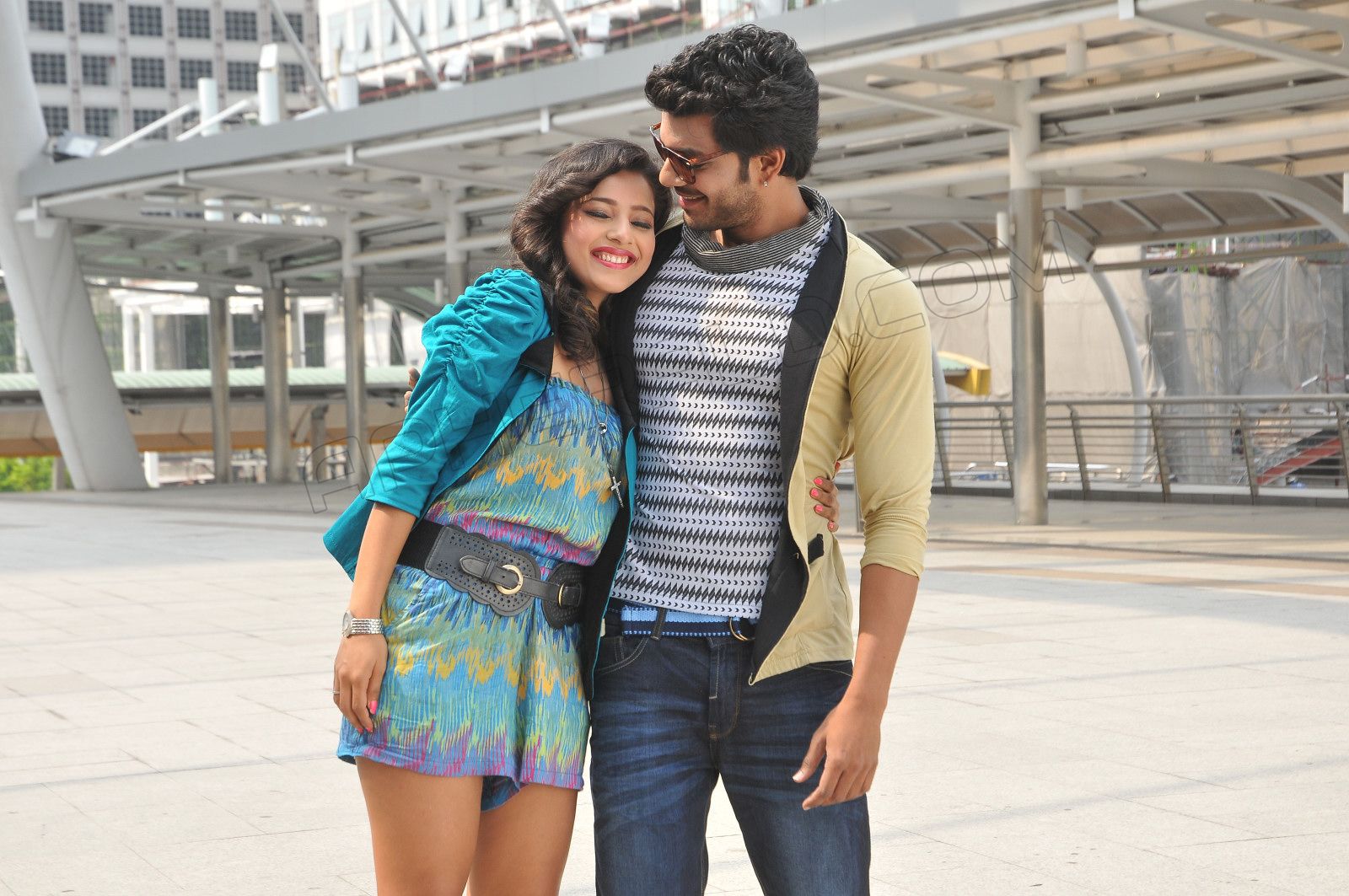 Chandrudilo Vude kundelu Movie Stills