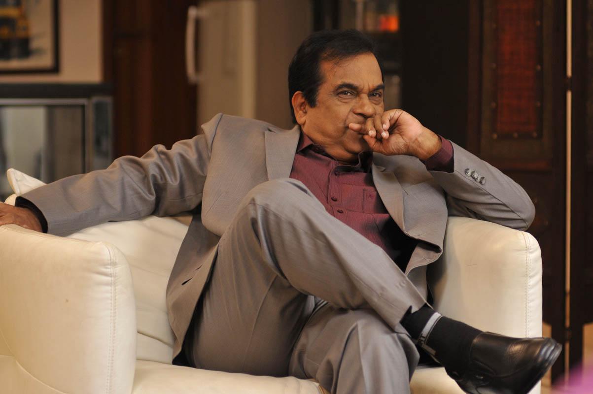 Dongaata Working Stills