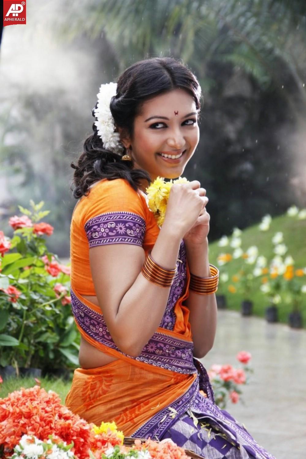 Erra Bassu Latest Stills