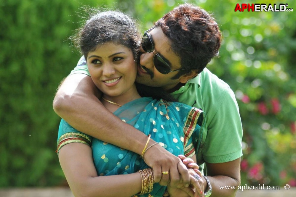 gulabi movie new stills