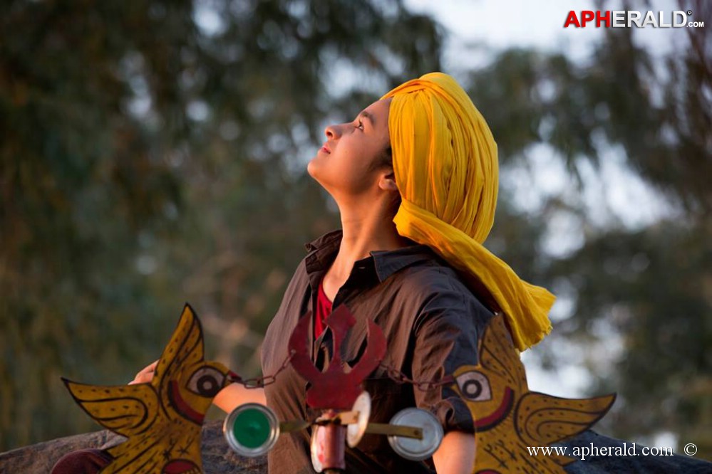 Highway Movie Stills