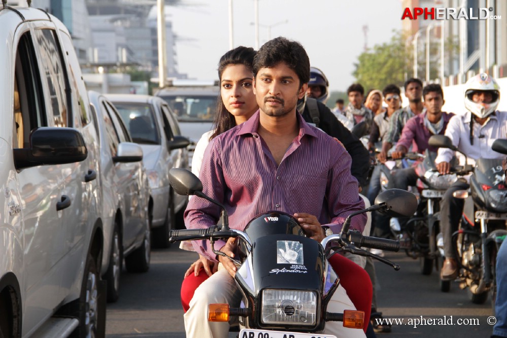 Jendapai Kapiraju Movie Pics