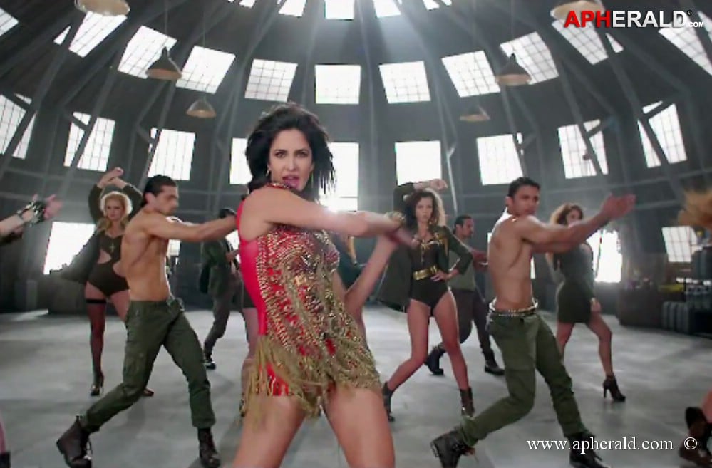 Dhoom 3 Katrina Kaif Wallpaper