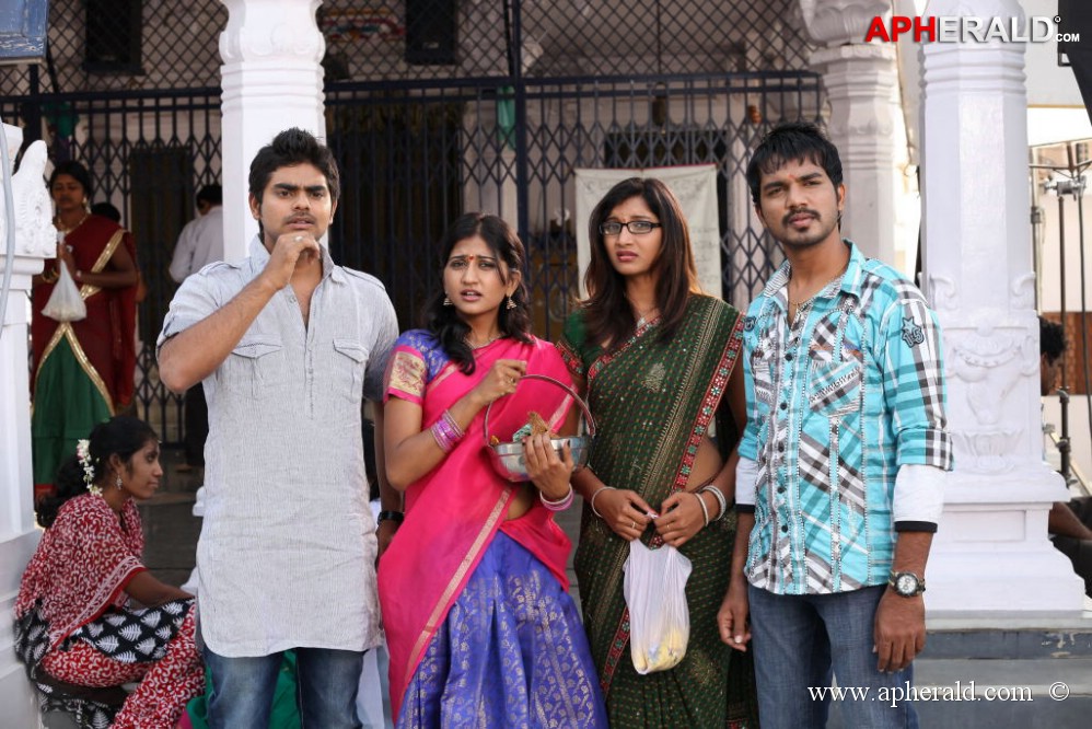 Kothoka Vintha New Stills