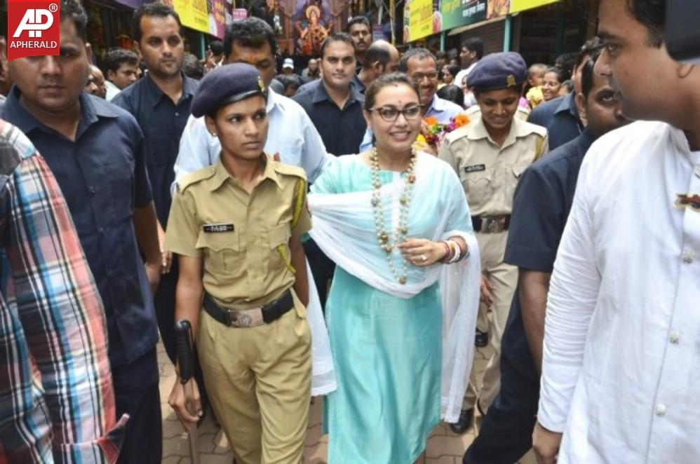 Rani Mukerji Snapped at Lalbaugcha Raja Ganesh Mandal
