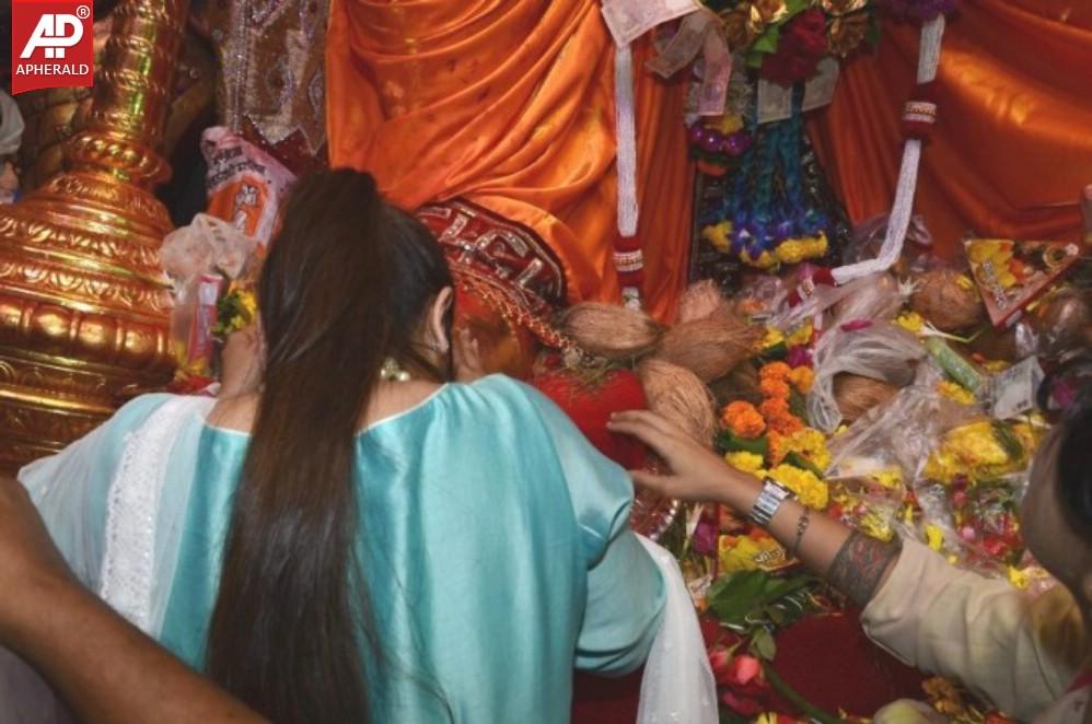 Rani Mukerji Snapped at Lalbaugcha Raja Ganesh Mandal