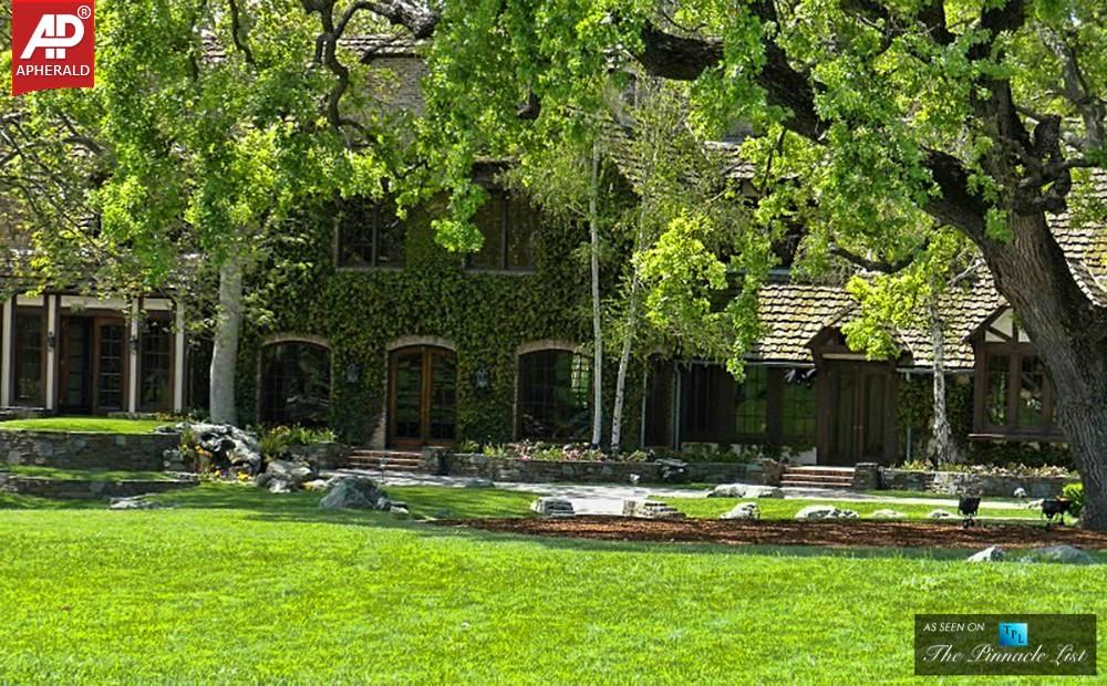 Michael Jackson’s Neverland Valley Ranch