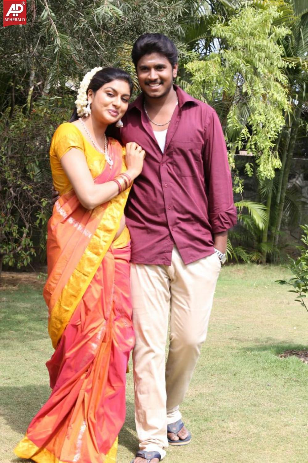 Nanbargal Narpani Mandram Movie Pics