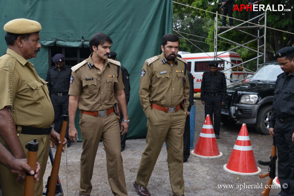 Pratinidhi Movie Stills