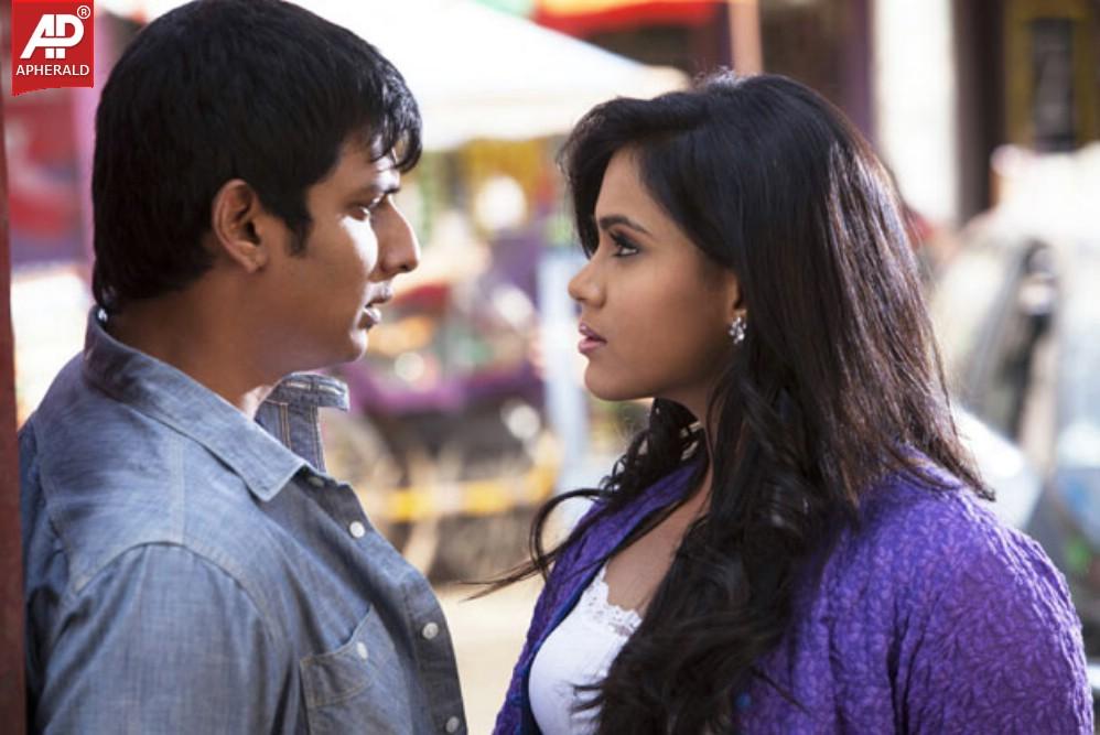 Yaan Movie Photos