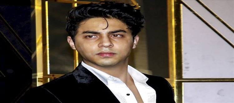 Pakistani actress fallen on the son of King Khan