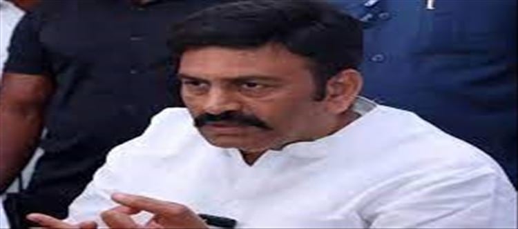 Has Raghurama Krishna Raju stuck in politics..