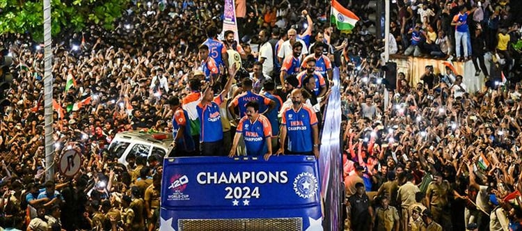 SHOCKING Reactions to World Cup Victory Parade